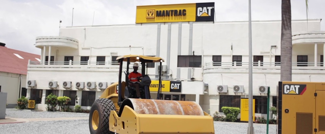CS11 GC Compactor | Mantrac | Caterpillar Dealer